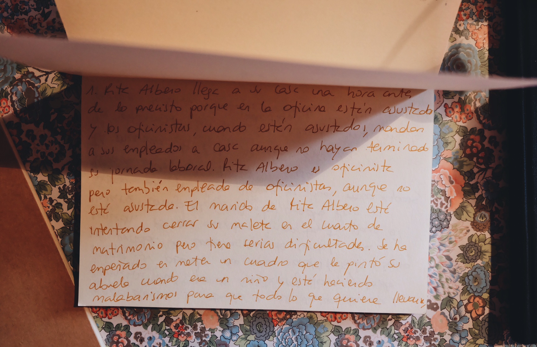 Jenn Díaz: desentrañar la escritura - las entrañas del texto